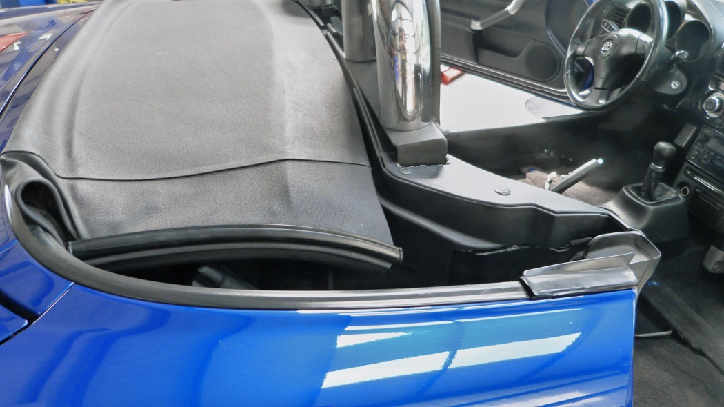 MR2: Installing New Loop/Wind Deflector - J Metz's Blog
